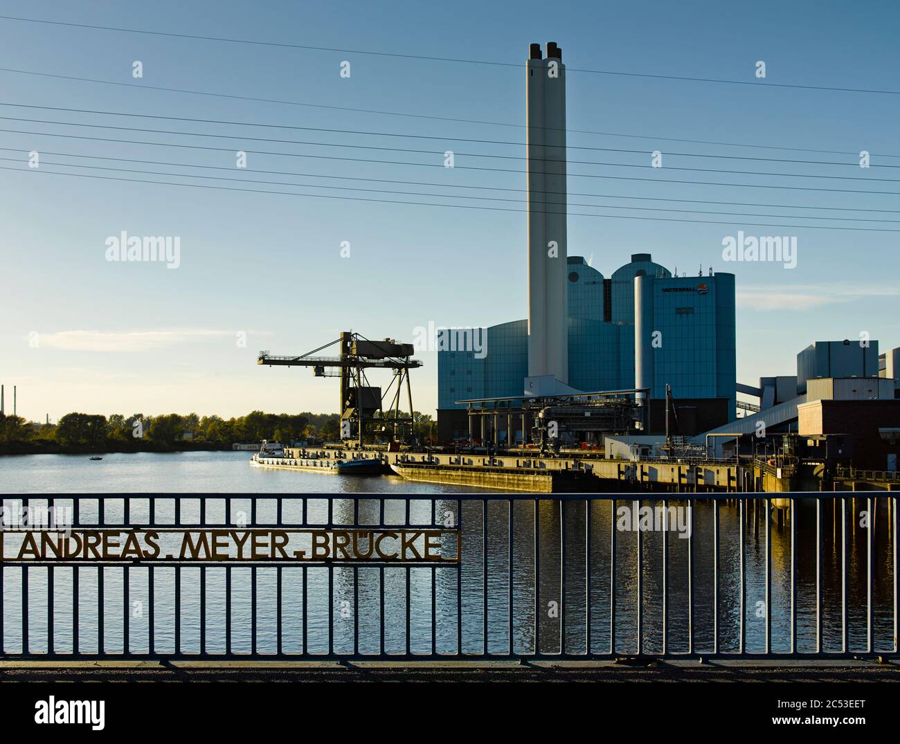 Vattenfall thermal power station Tiefstack in Hamburg, Germany, Europe ...
