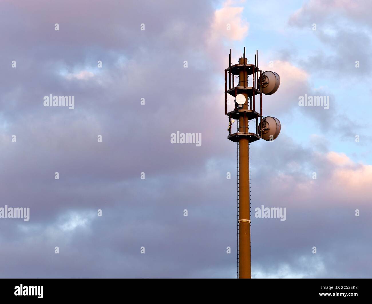 Radio mast in Hamburg-Billwerder Stock Photo - Alamy