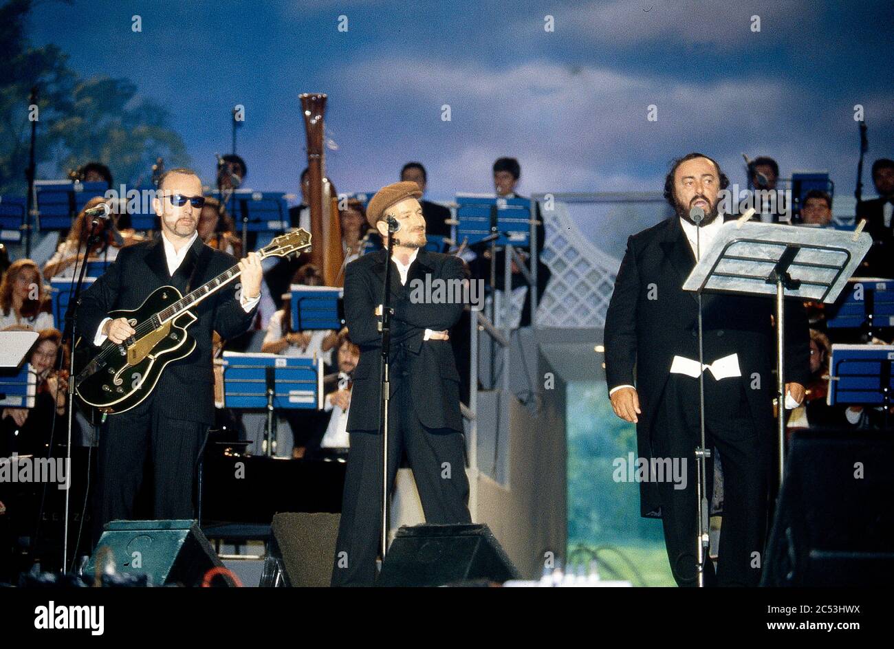 Pavarotti & Friends concert in Modena,Italy 1995: Bono and and The Edge ...