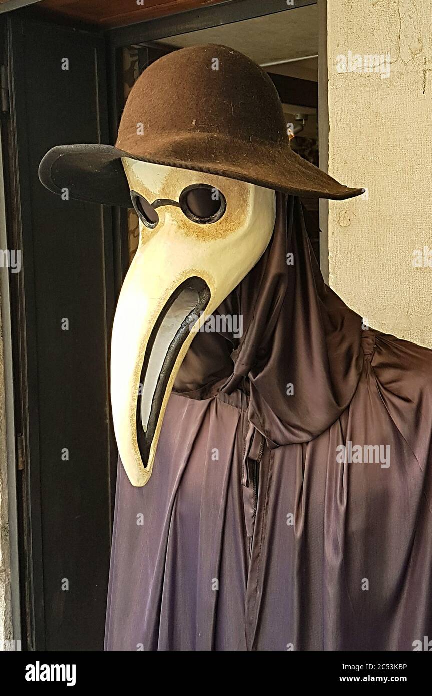 Plague doctor mask hi-res stock photography and images - Alamy