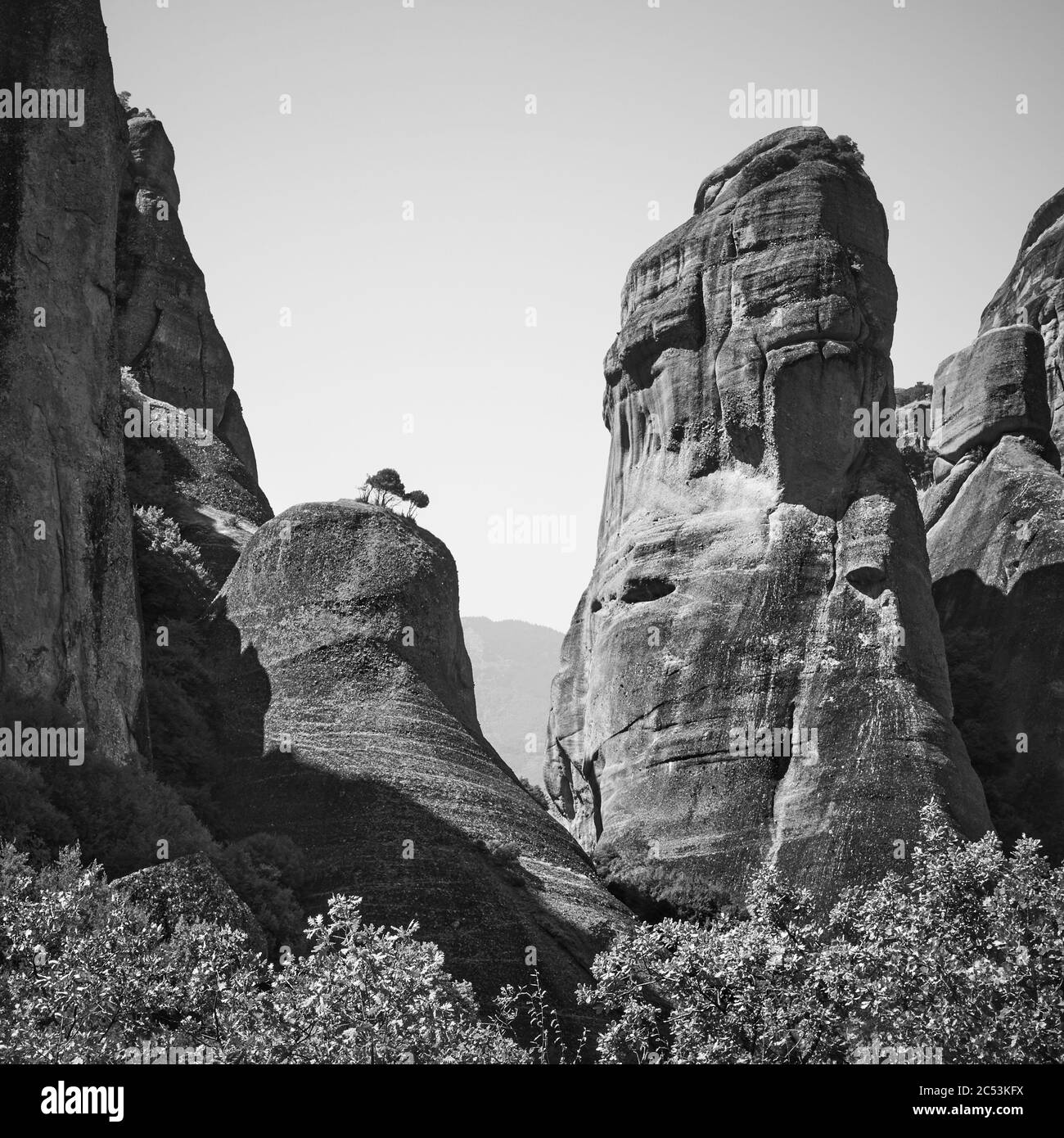Meteora kalambaka greece Black and White Stock Photos & Images - Alamy