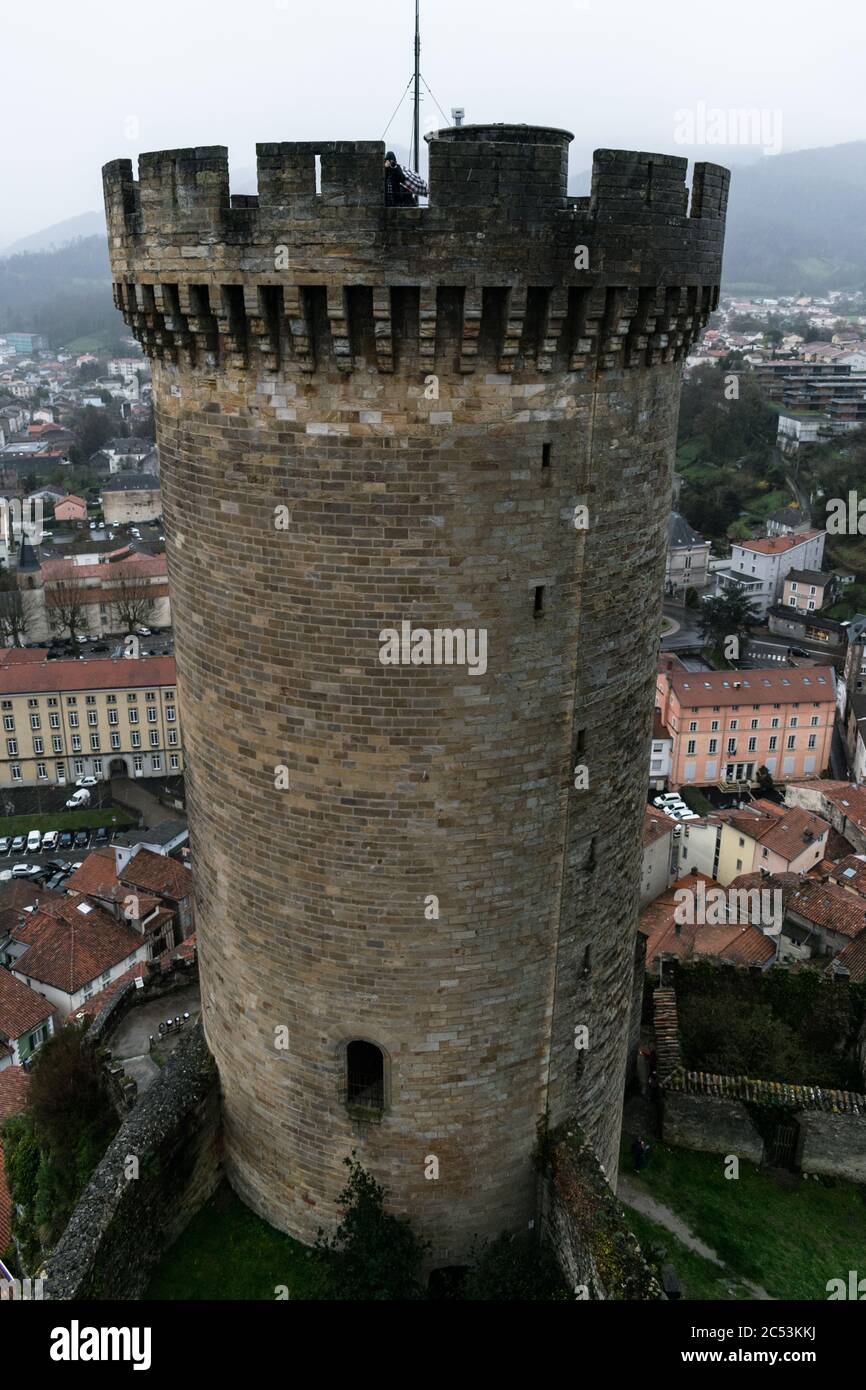 Medieval fortification tower torre hi-res stock photography and images ...