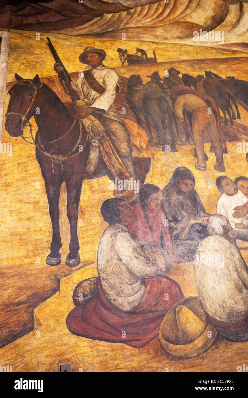 Diego Rivera revolutionary mural, Public Education Ministry, Mexico ...