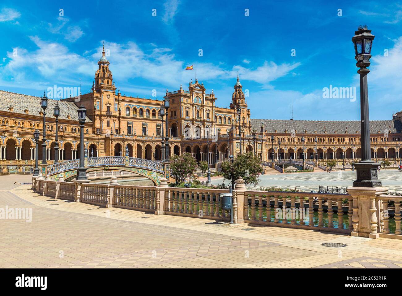 Spanish Square (Plaza de Espana) in Sevilla in a beautiful summer day ...