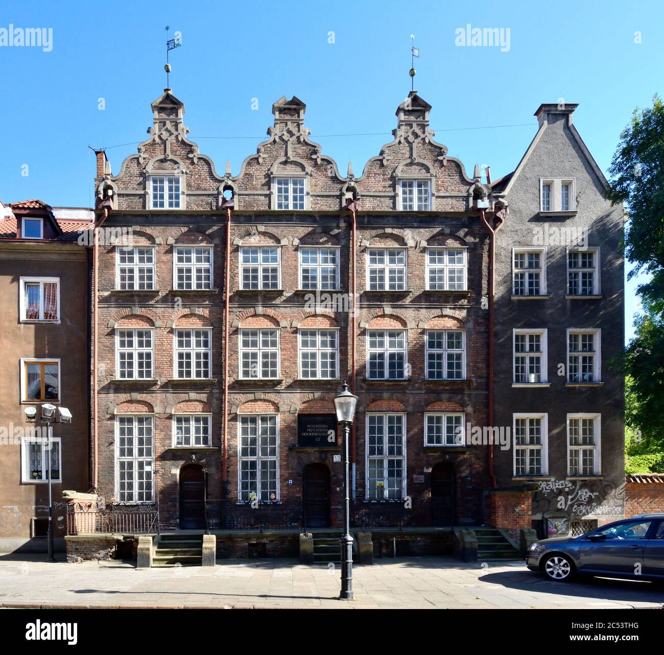 Gdansk Gdansk, Pomeranian Pomorze, preacher's house next to the St ... Gdansk Gdansk, Pomeranian Pomorze, preacher's house next to the St ...
