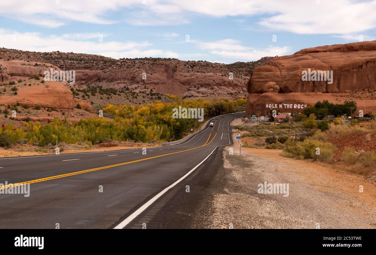 Unending highway hi-res stock photography and images - Alamy