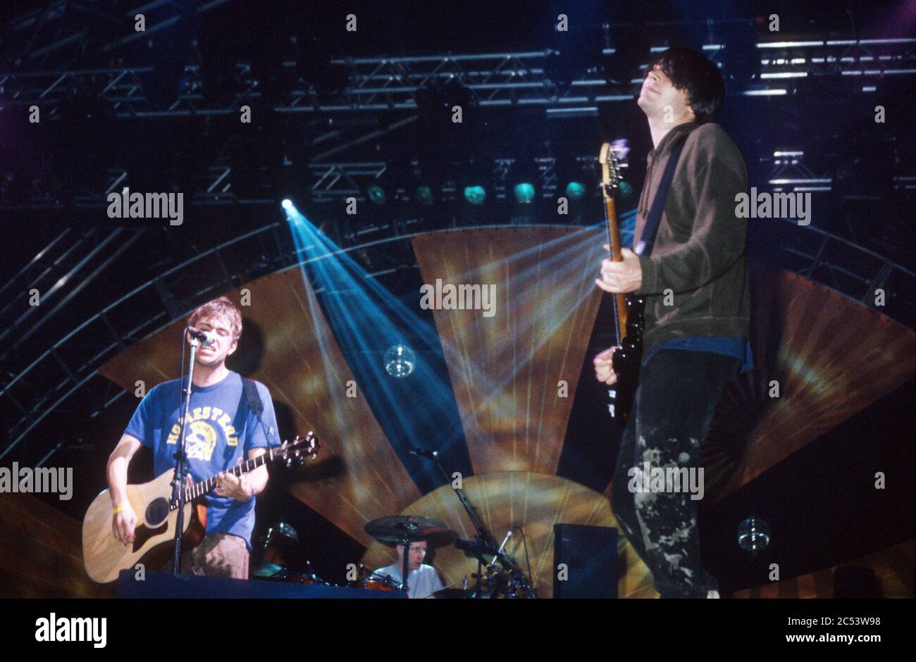 Blur band 1990s hi-res stock photography and images - Alamy