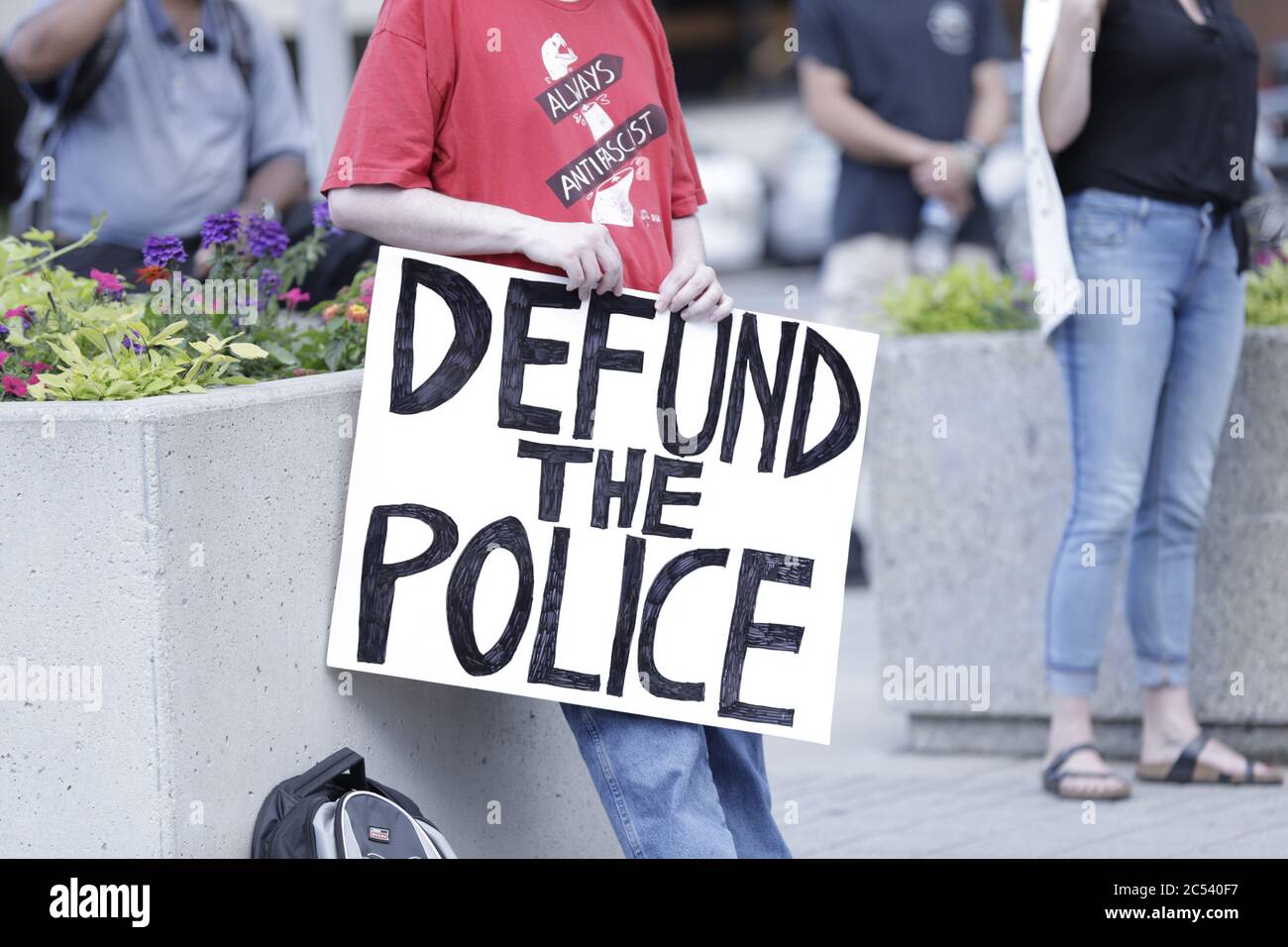 Defund the police hi-res stock photography and images - Alamy