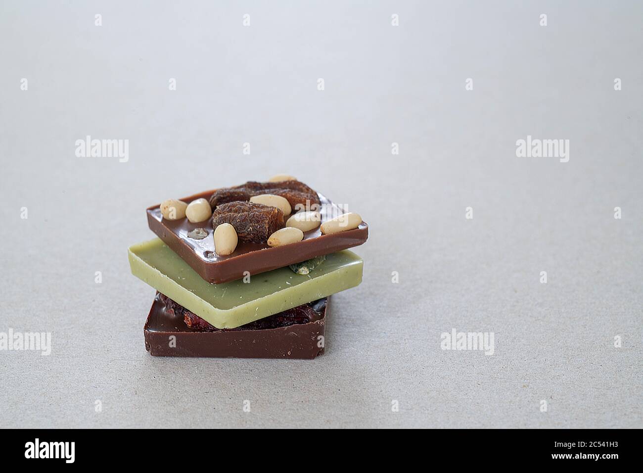 Chocolate cocoa bars hi-res stock photography and images - Alamy