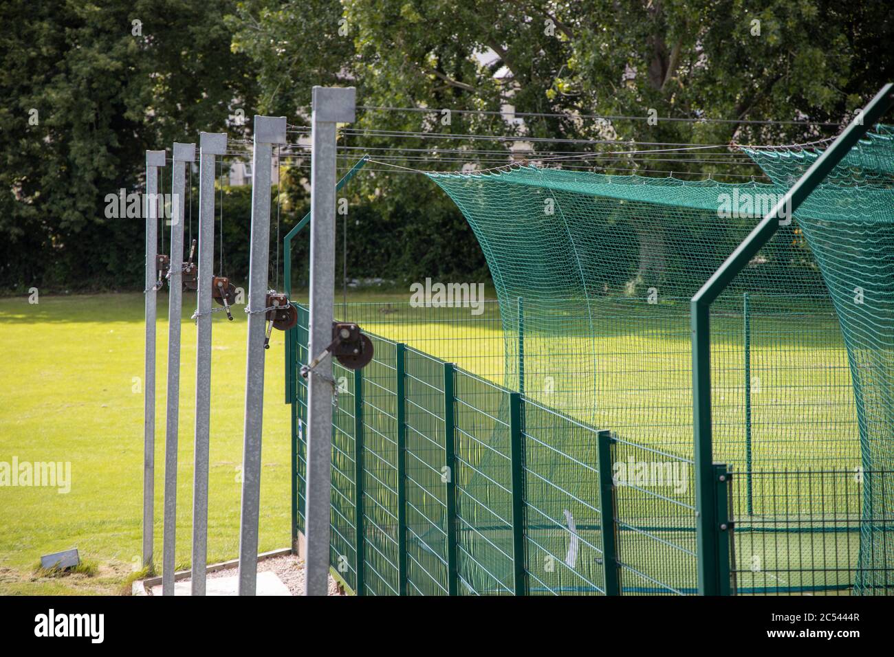 Cricket nets hi-res stock photography and images - Alamy