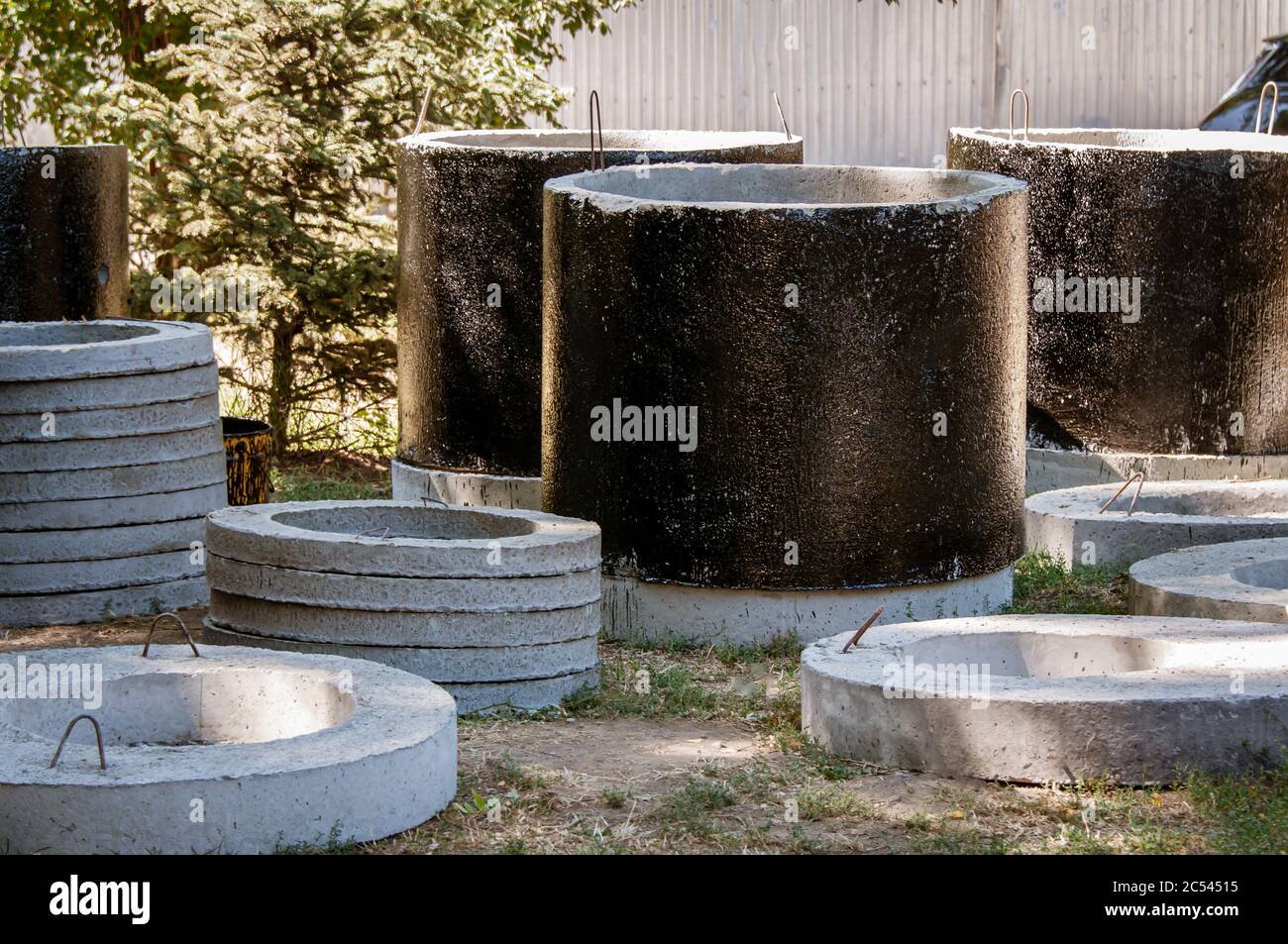 Concrete rings hi-res stock photography and images - Alamy