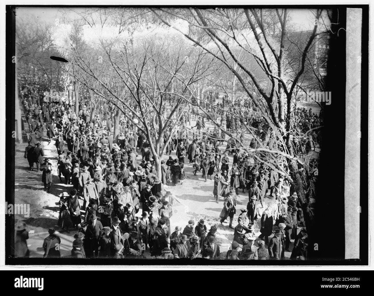 Inauguration, 1921. Crowds arriving Stock Photo - Alamy