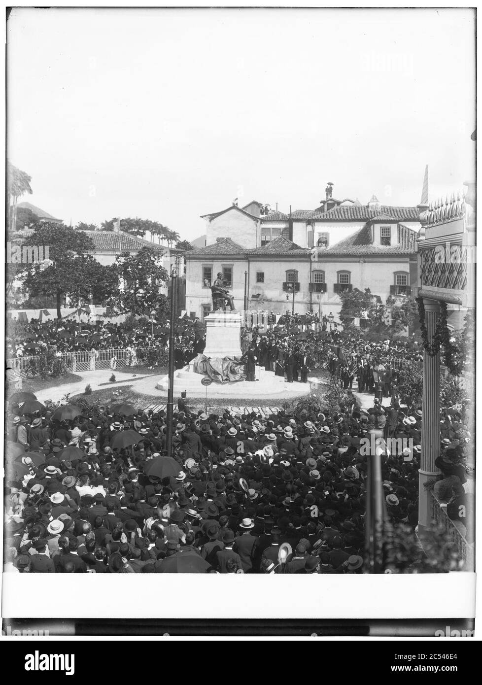 Inauguração do monumento em homenagem ao Visconde do Rio Branco - 2 ...