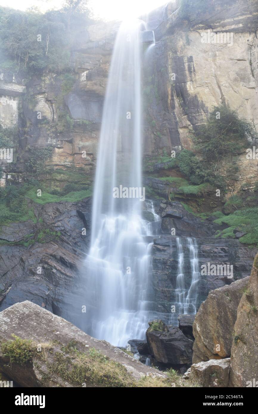 Sri lanka waterfall ramboda hi-res stock photography and images - Alamy