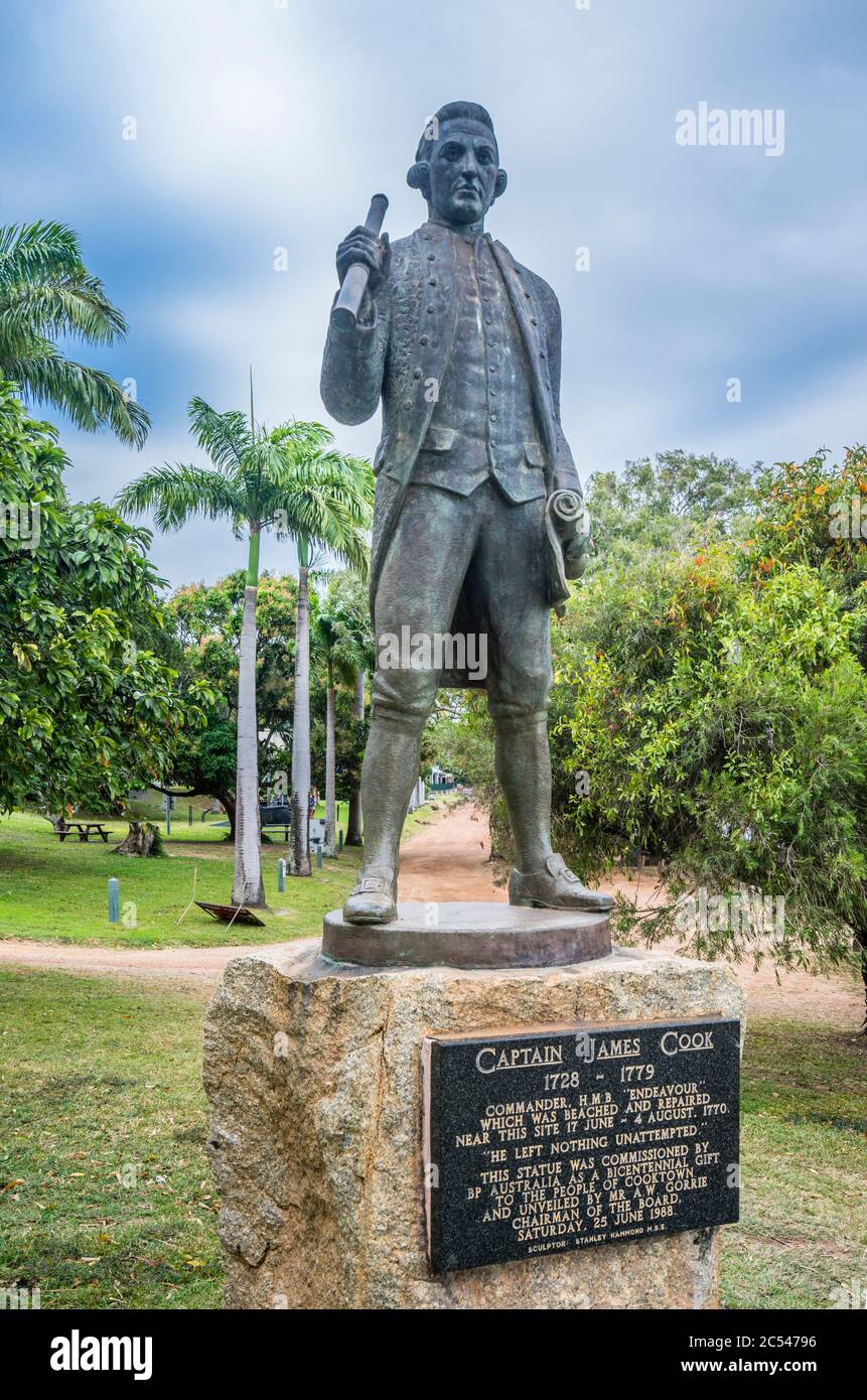 Captain cook and endeavour hi-res stock photography and images - Alamy