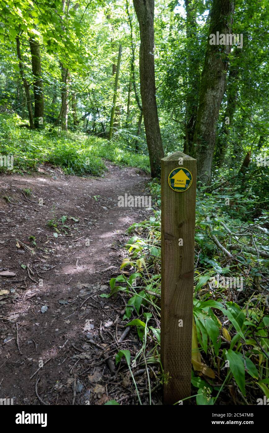 Waymark waymarker post hi-res stock photography and images - Alamy