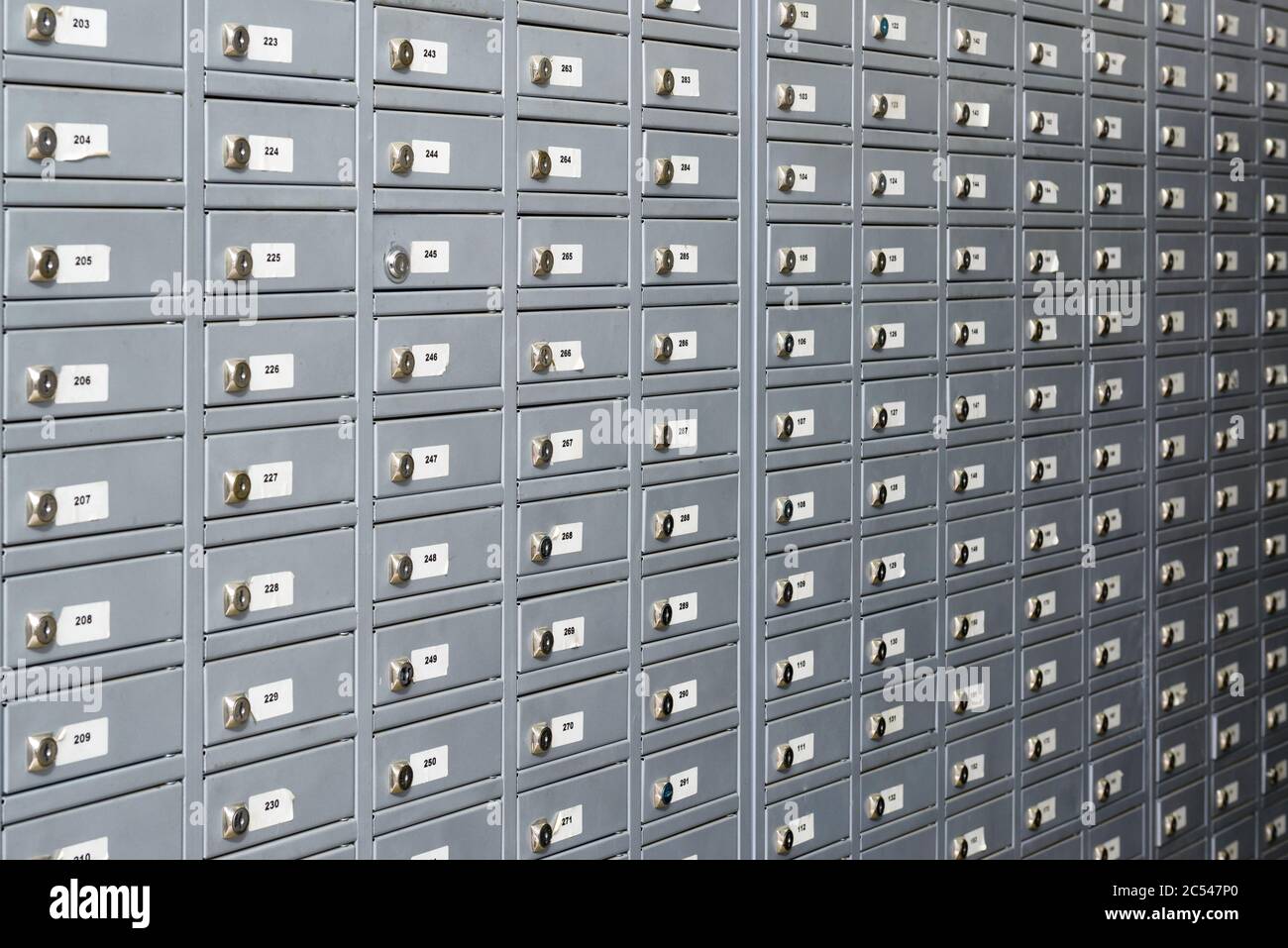 Lockers hi-res stock photography and images - Alamy