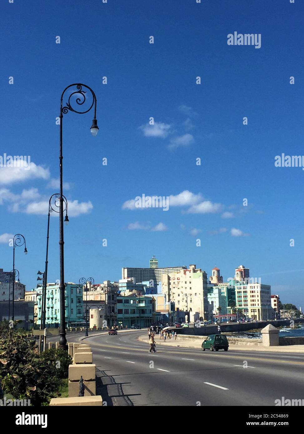 Havana vibes hi-res stock photography and images - Alamy