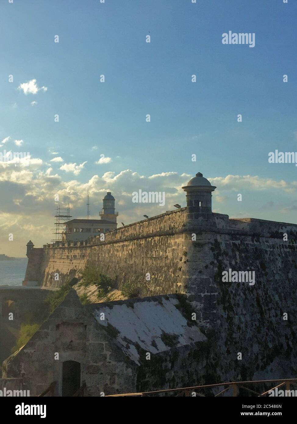 Havana stone fort hi-res stock photography and images - Alamy