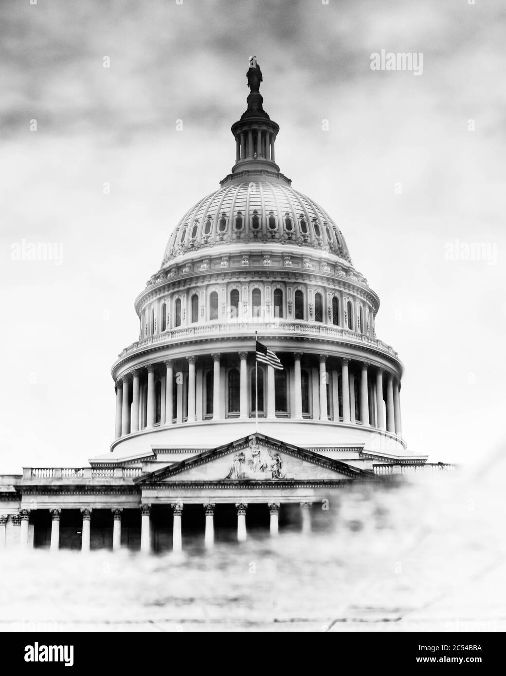 Us family in building Black and White Stock Photos & Images - Alamy