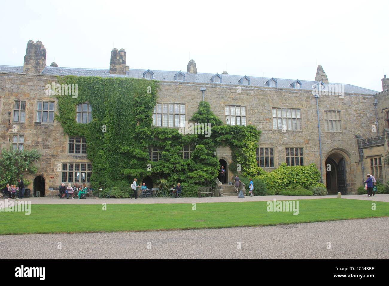 Chirk castle gardens hi-res stock photography and images - Alamy