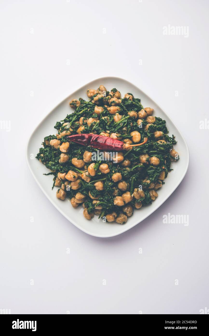 Palak Chana Sukhi Sabzi or Spinach Chickpea Dry recipe Stock Photo - Alamy