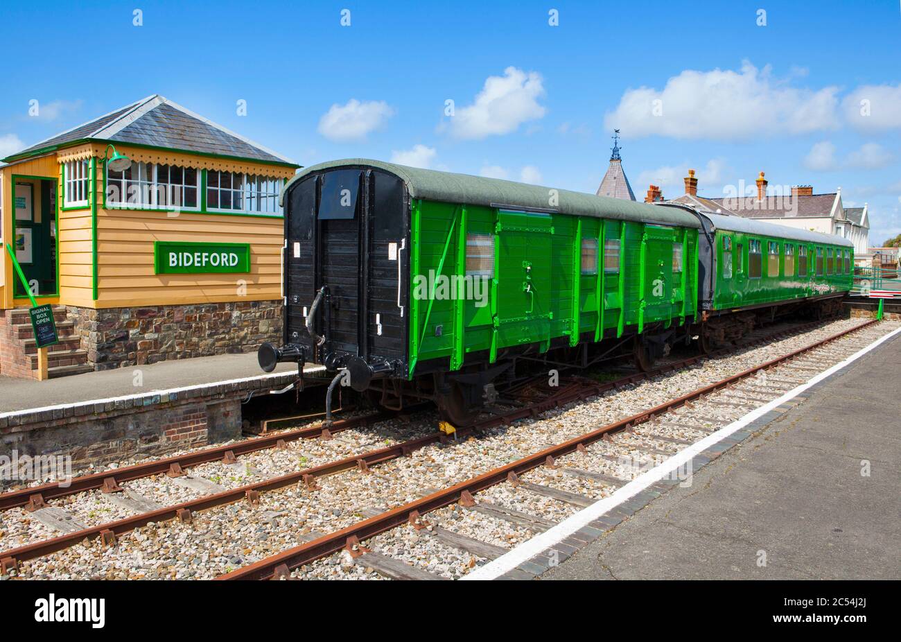 A train at Bideford Train station, Bideford, North Devon, England Stock ...