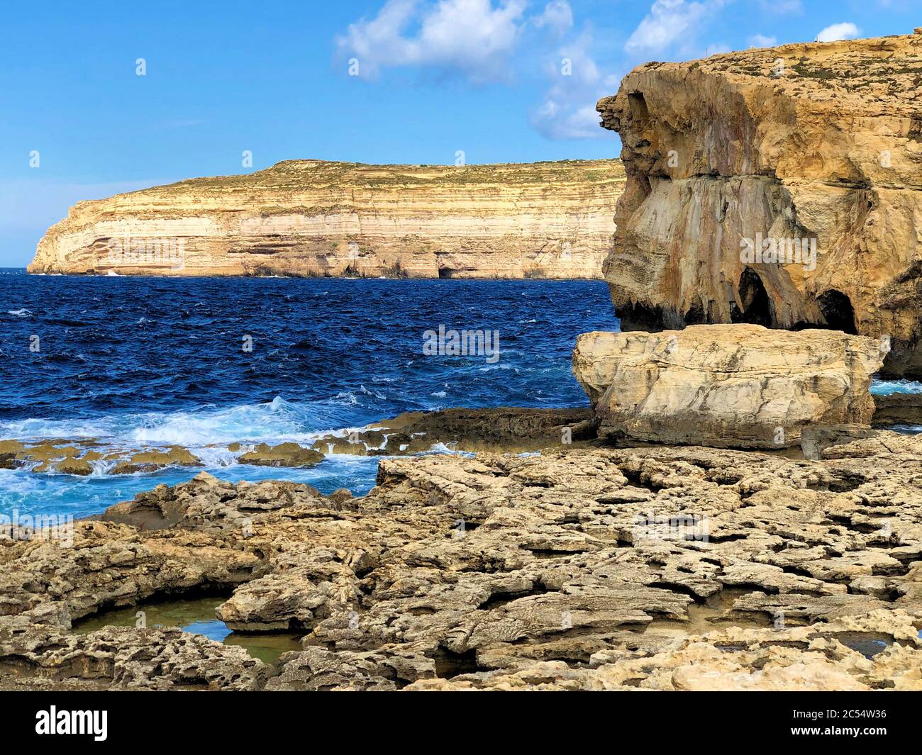 Massive island hi-res stock photography and images - Alamy