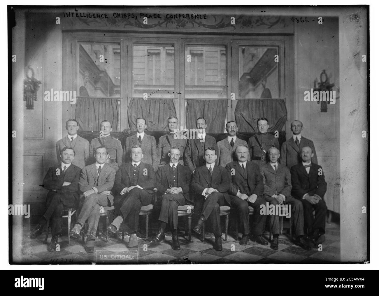 Intelligence chiefs, peace conference Stock Photo - Alamy
