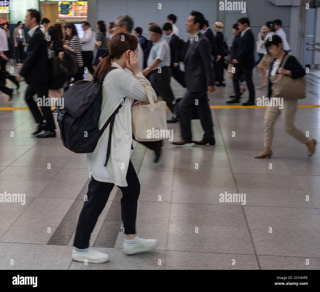 Japanese office workers hi-res stock photography and images - Alamy