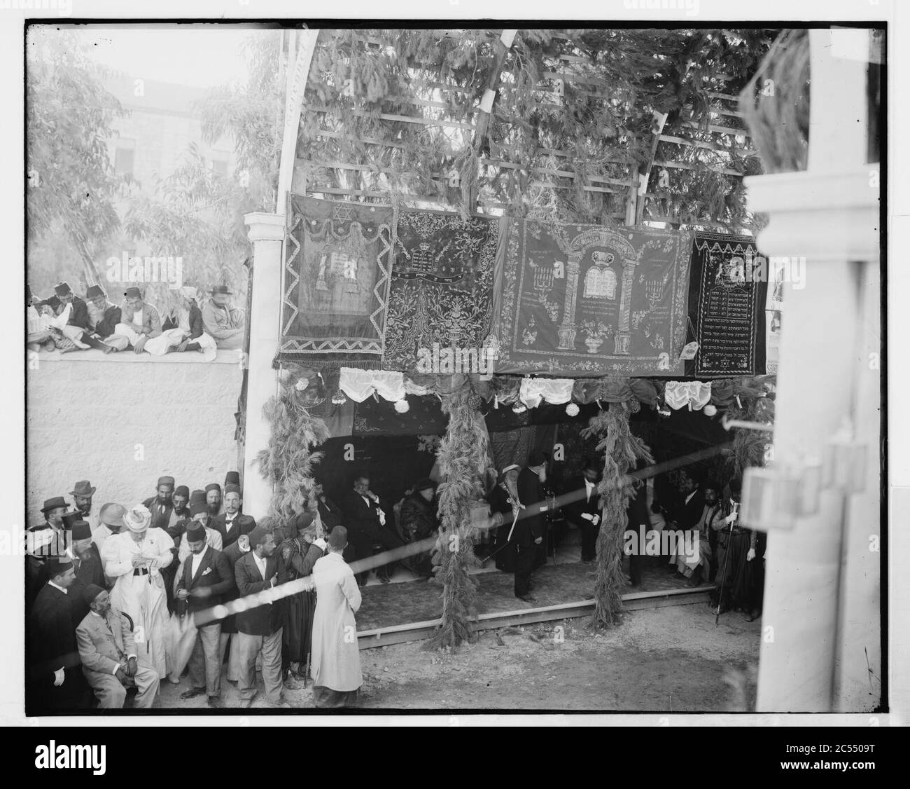Interior of the Jewish arch, where Jewish community leaders await the ...