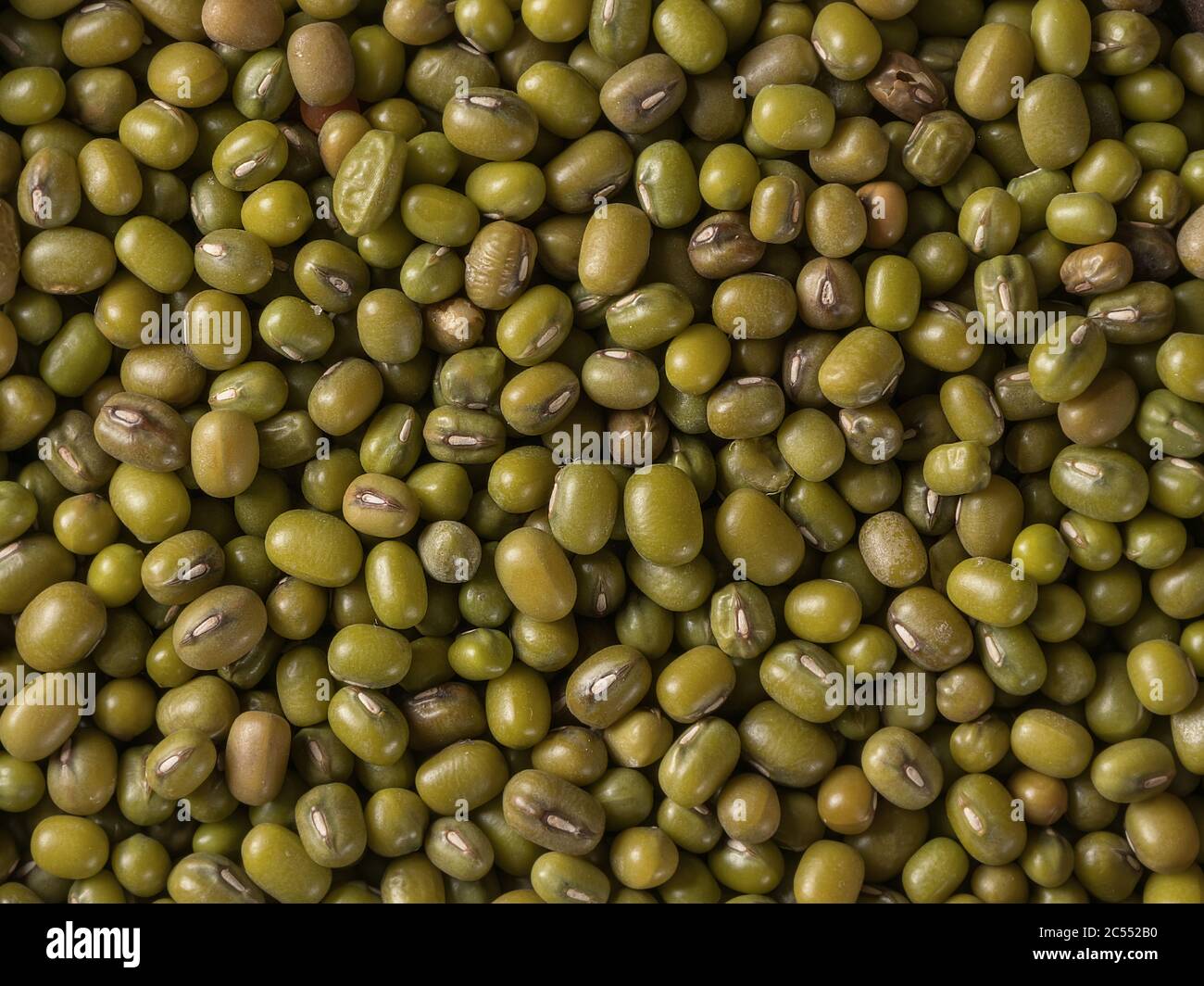 Organic mung beans hi-res stock photography and images - Alamy