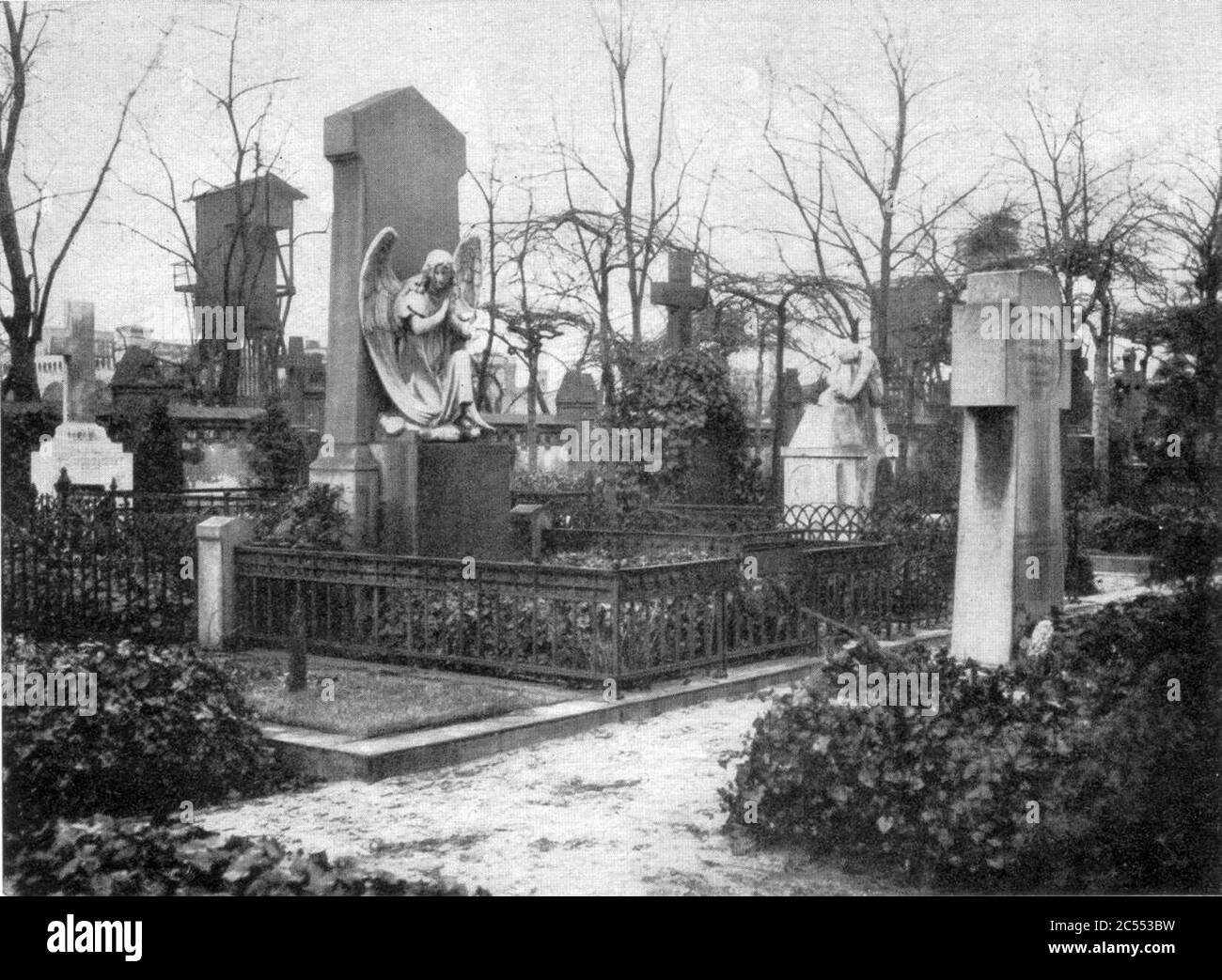 Invalidenfriedhof hi-res stock photography and images - Alamy