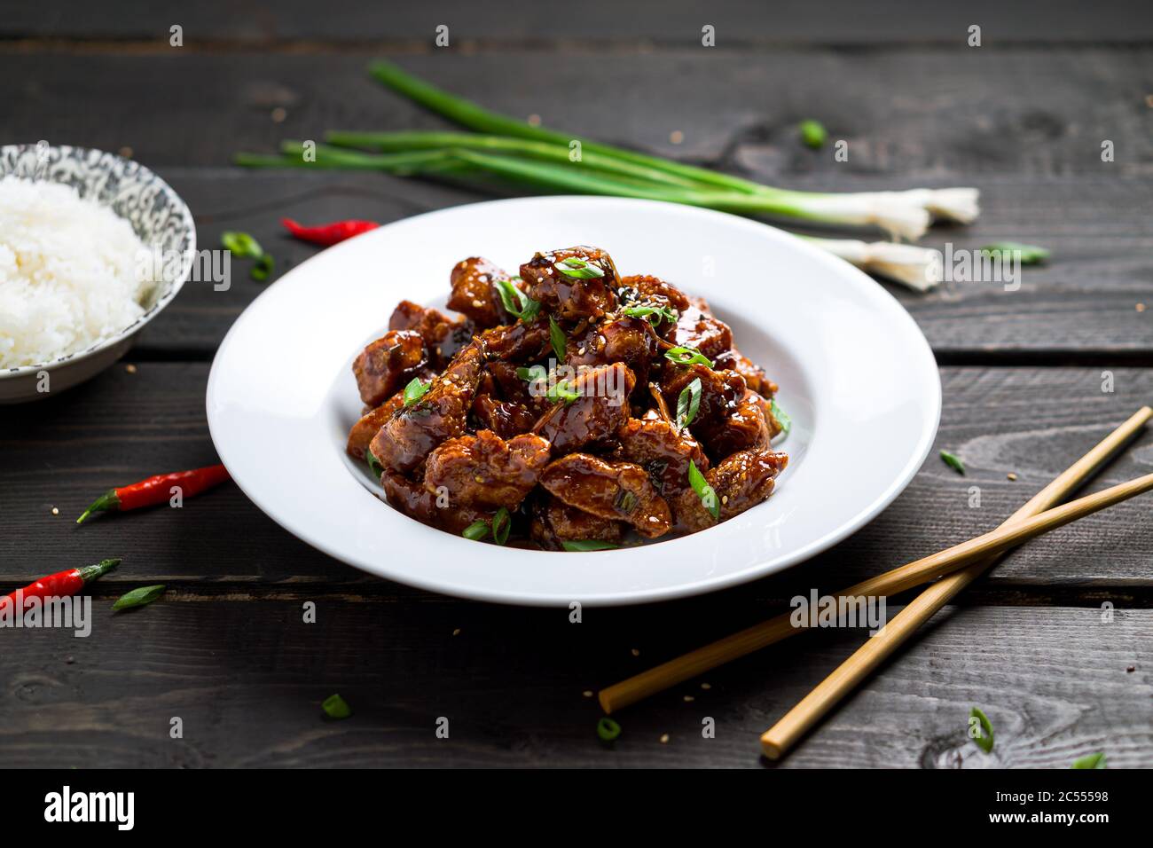 Chinese general tao chicken hi-res stock photography and images - Alamy