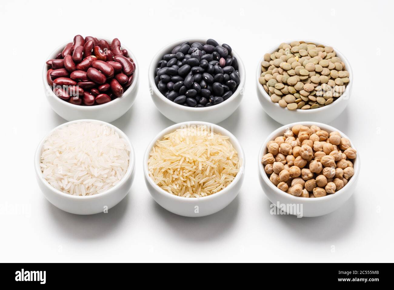 Whole grain beans pulses hi-res stock photography and images - Alamy