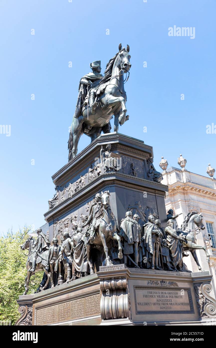 Equestrian statue of Frederick II, monument, Unter den Linden, Mitte ...