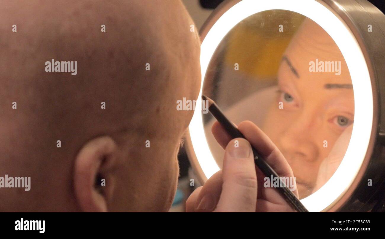 QUEEN OF THE CAPITAL, Daniel Hays making up for his drag persona, Muffy ...