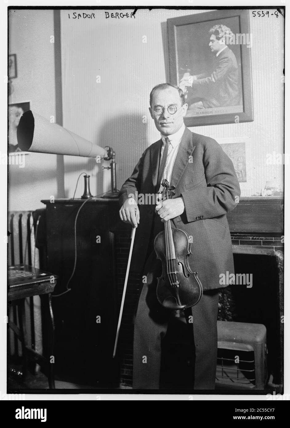 Isador hi-res stock photography and images - Alamy