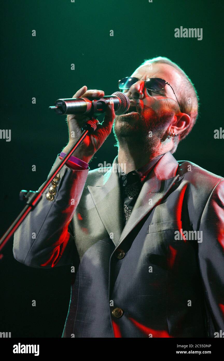 Wintershall Charity Concert 11th June 2005: Ringo Starr Stock Photo - Alamy