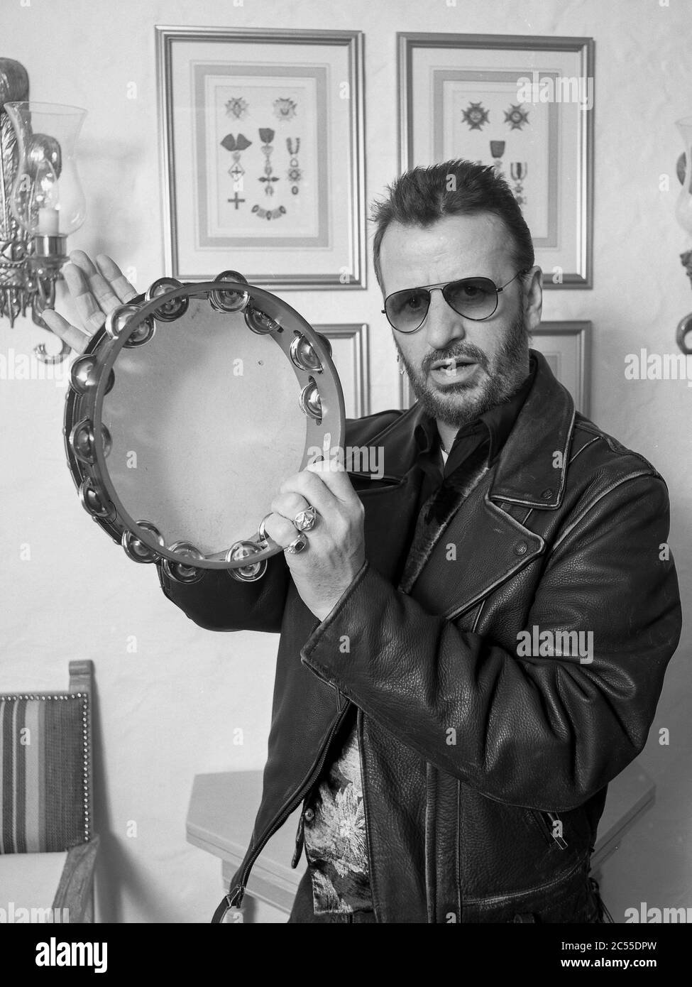 Ringo starr barbara bach 1988 hi-res stock photography and images - Alamy