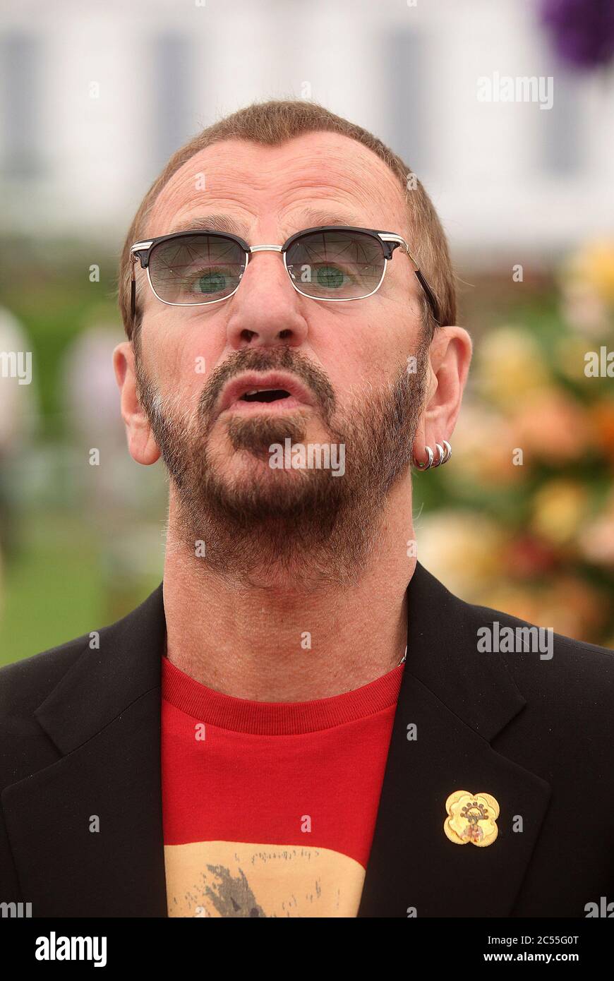 Sir ringo starr barbara bach hi-res stock photography and images - Alamy