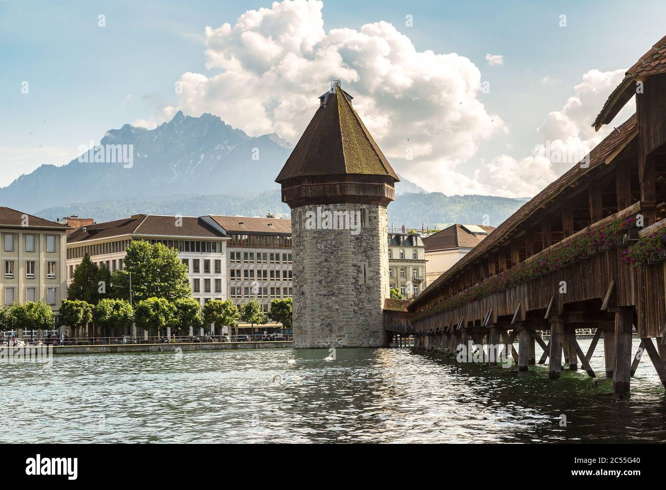 Famous Chapel bridge in Lucerne in a beautiful summer day, Switzerland ...