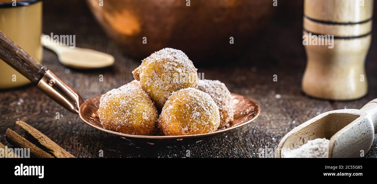 Brazilian, vegan rain cookie. Small sweet without animal products, gluten-free, made from ...