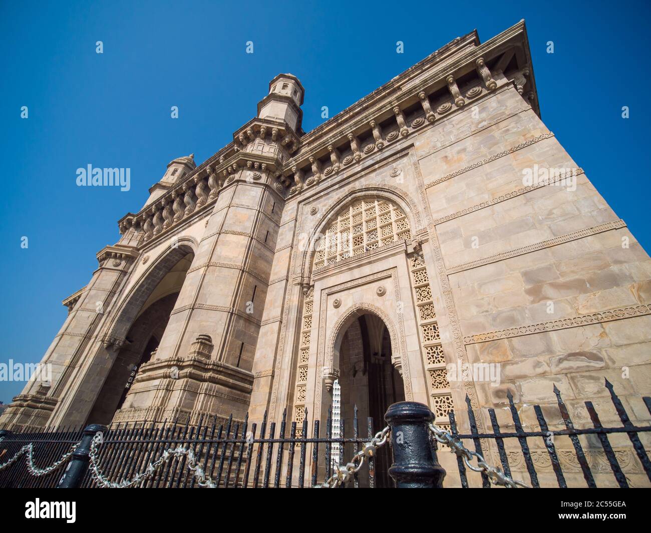 The legendary architecture of the Gateway of India in Mumbai Stock ...
