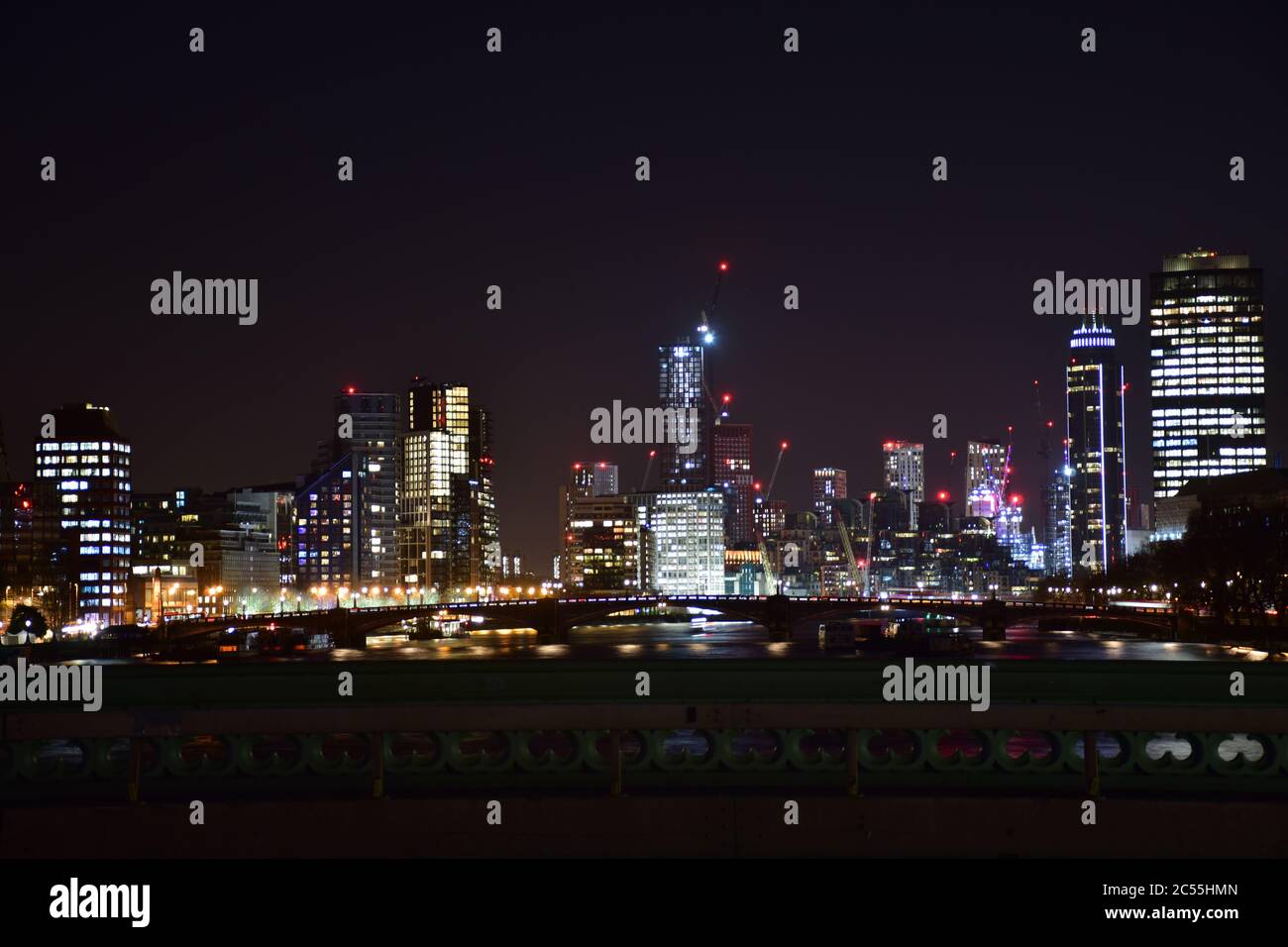 Big ben 2020 night hi-res stock photography and images - Alamy