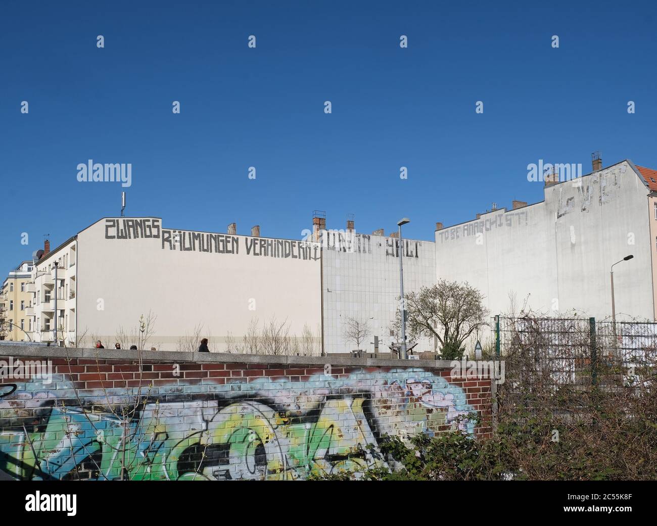Fire wall hi-res stock photography and images - Alamy