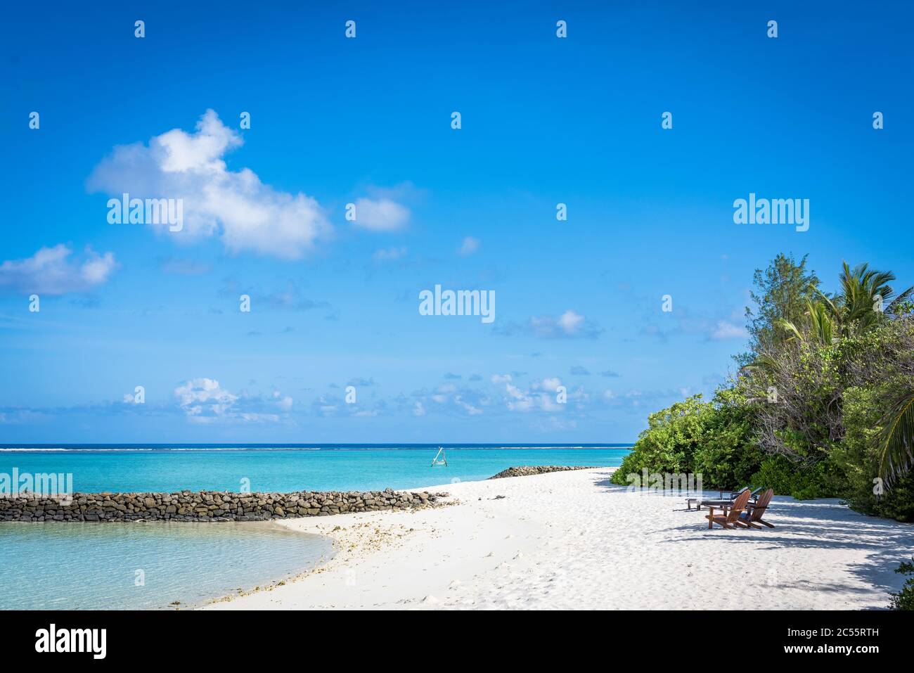 Maldives vacation hi-res stock photography and images - Alamy
