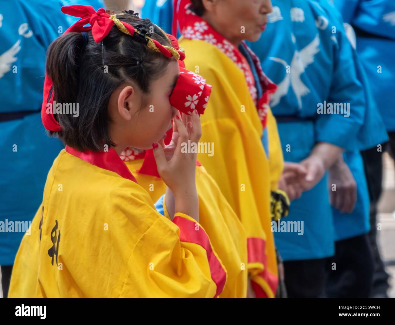 Young children participants of the Shibuya Kagoshima Ohara Matsuri ...