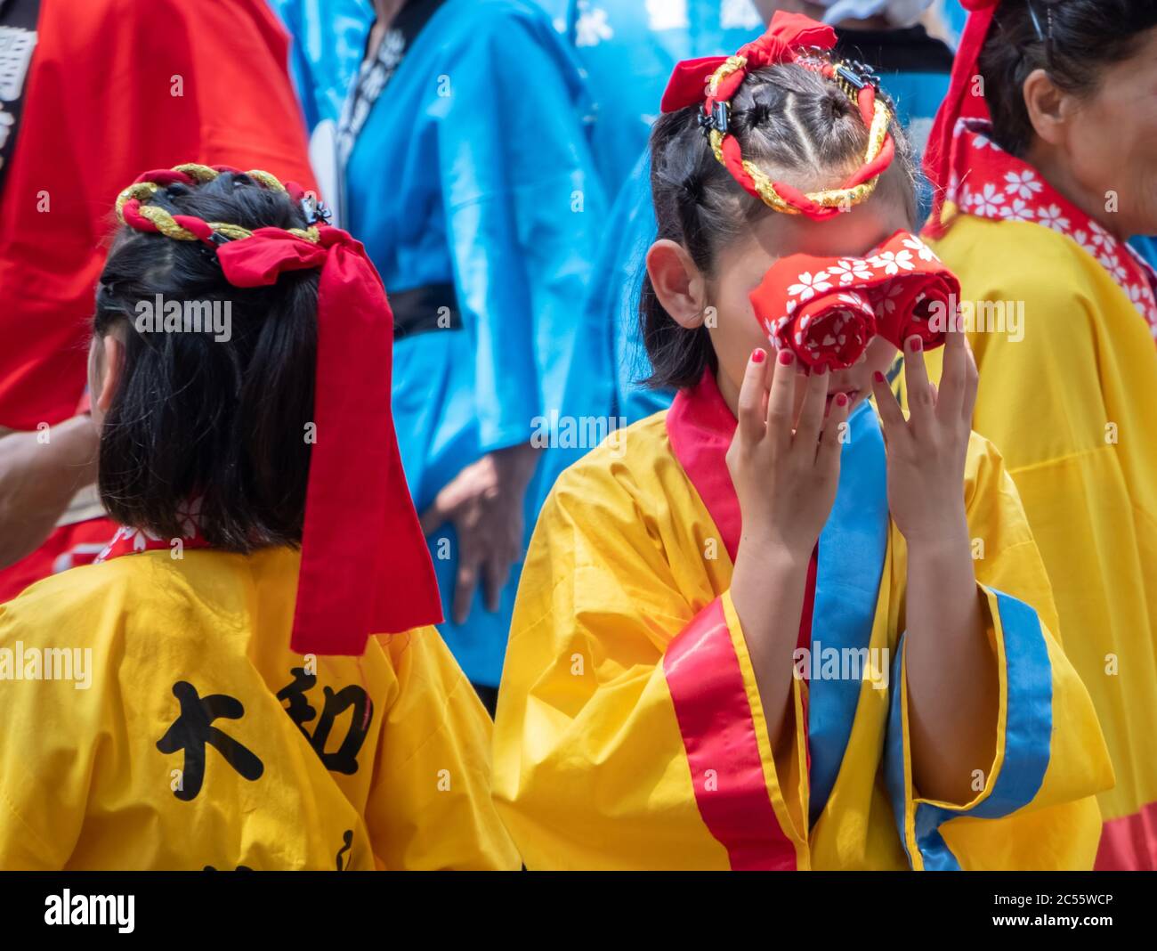 Young children participants of the Shibuya Kagoshima Ohara Matsuri ...