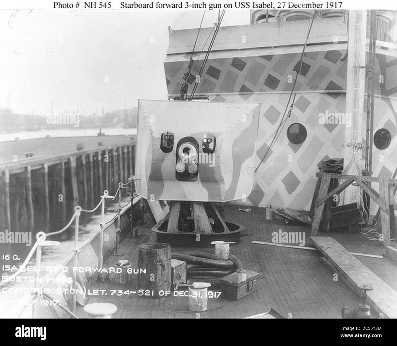 USS Isabel 3 inch 50 cal gun muzzle view 1917 NH 455 Stock Photo - Alamy
